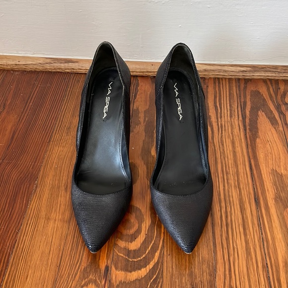 Via Spiga | Shoes | Via Spiga Black Pumps | Poshmark